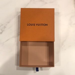 Louis Vuitton | Accessories | Authentic Louis Vuitton Medium Gift Or ...